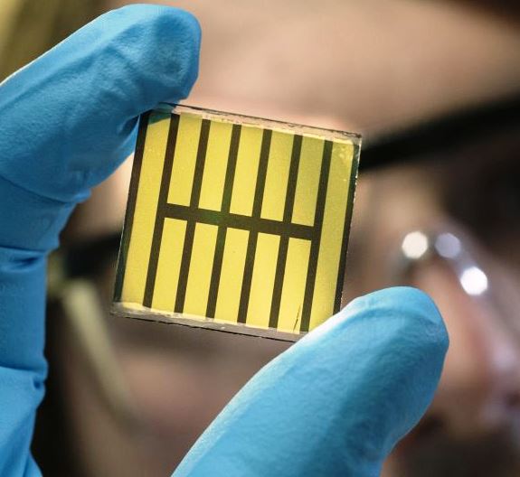 Perowskit-Schichten genau beleuchtet | SOLARIFY